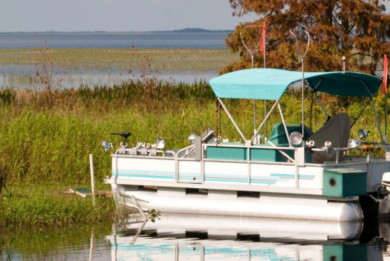 How to Mount a Trolling Motor on a Pontoon Boat - DC Trolling Motor